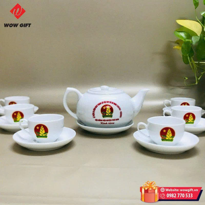 Quà tặng thành lập đội TNTP HCM HĐ đội huyện Phú Giáo - Wowgift.vn